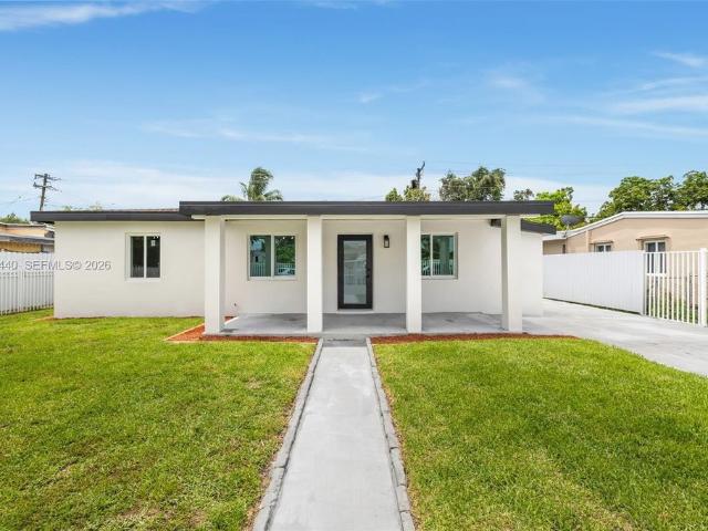 3 bedroom luxury Villa for sale in Miami Heights Trailer Park, Florida