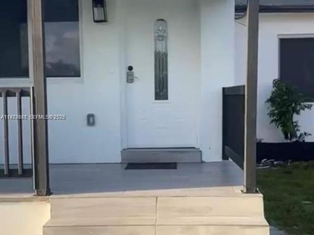 3 bedroom luxury Villa for sale in Miami Heights Trailer Park, Florida