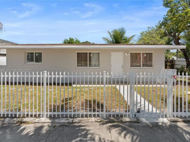 3 bedroom luxury Villa for sale in Miami Heights Trailer Park, Florida