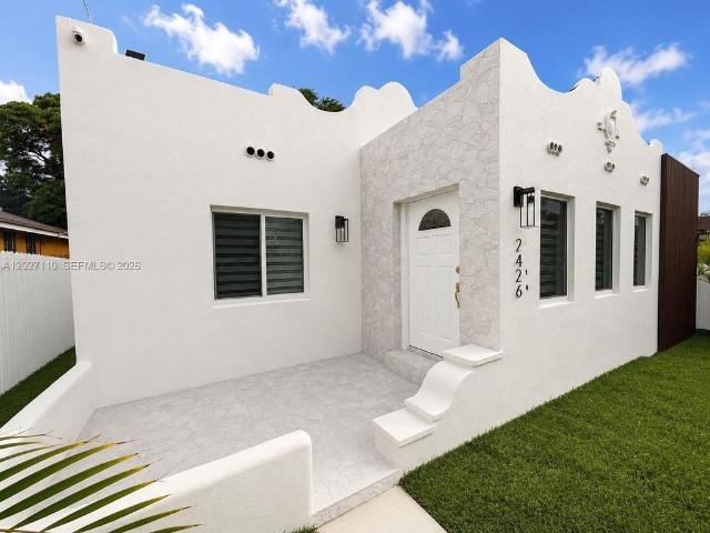 3 bedroom luxury Villa for sale in Miami Heights Trailer Park, Florida