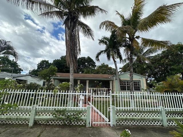 3 bedroom luxury Villa for sale in Miami Heights Trailer Park, United States