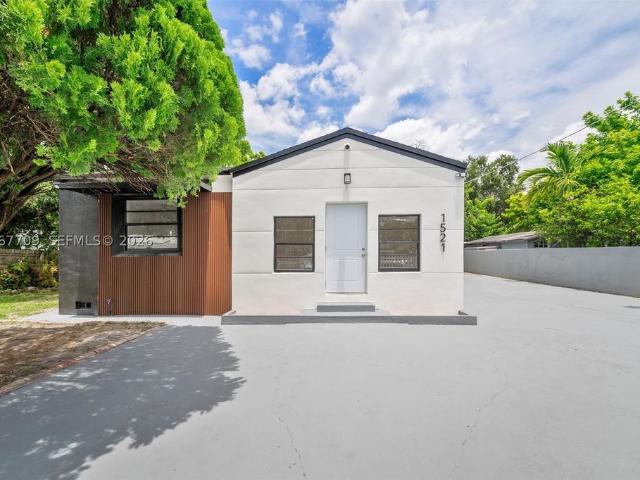 3 bedroom luxury Villa for sale in Miami Heights Trailer Park, United States
