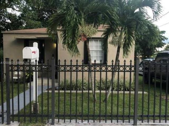 3 bedroom luxury Villa for sale in Miami Heights Trailer Park, United States