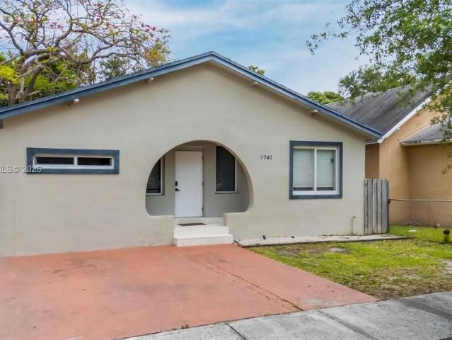 3 bedroom luxury Villa for sale in Miami Heights Trailer Park, United States