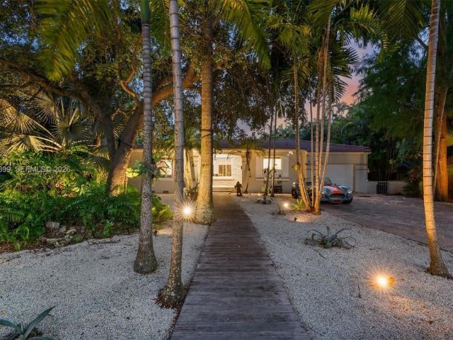 3 bedroom luxury Villa for sale in Miami Shores, Florida
