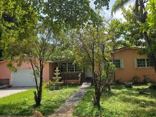 3 bedroom luxury Villa for sale in Miami Springs, Florida
