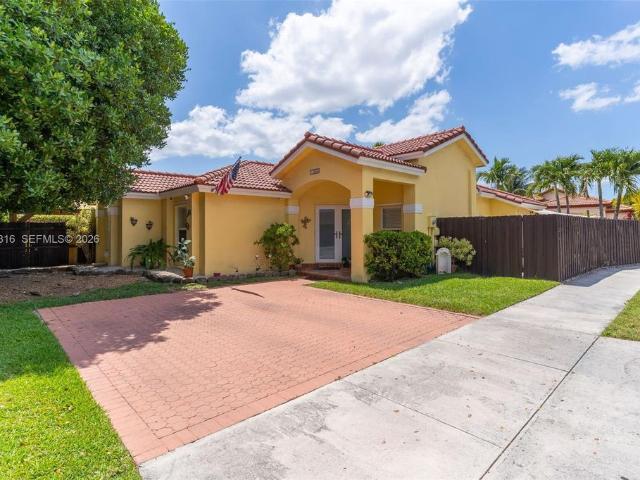 3 bedroom luxury Villa for sale in Miami Terrace Mobile Home, Florida