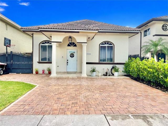 3 bedroom luxury Villa for sale in Miami Terrace Mobile Home, United States