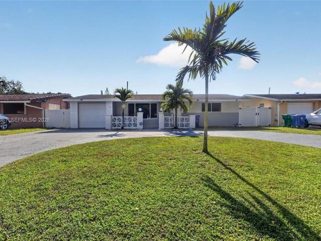 3 bedroom luxury Villa for sale in Miramar, Florida