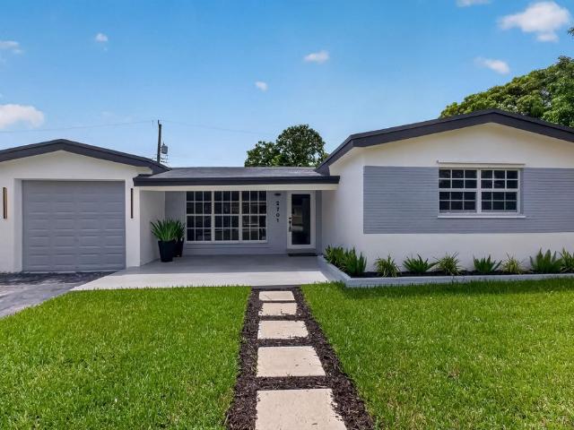 3 bedroom luxury Villa for sale in Miramar, Florida