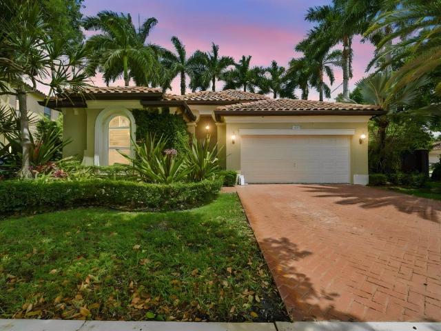 3 bedroom luxury Villa for sale in Miramar, Florida