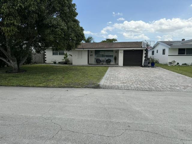 3 bedroom luxury Villa for sale in Miramar, Florida