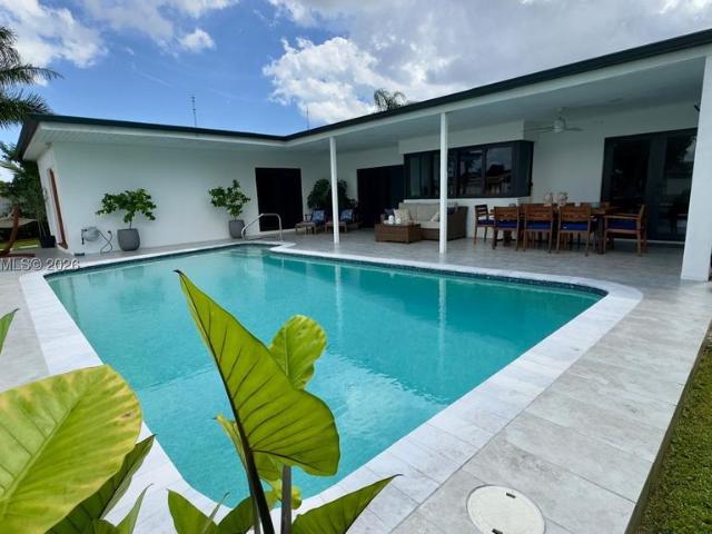 3 bedroom luxury Villa for sale in Miramar, United States