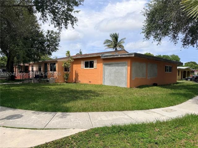 3 bedroom luxury Villa for sale in North Miami, Florida