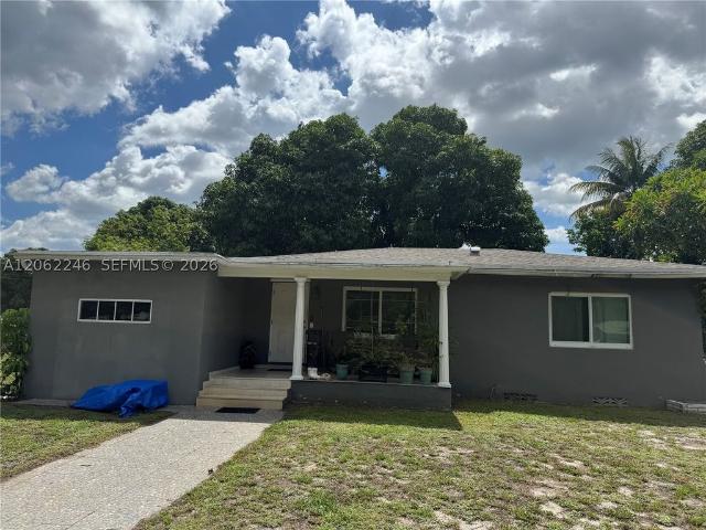 3 bedroom luxury Villa for sale in North Miami, Florida