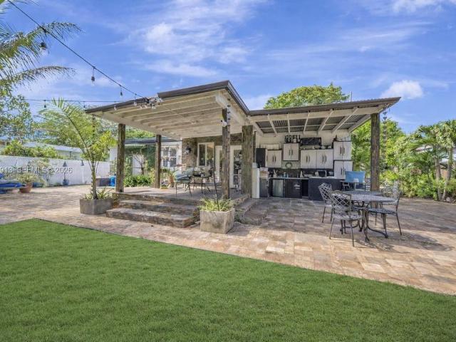 3 bedroom luxury Villa for sale in North Miami, United States