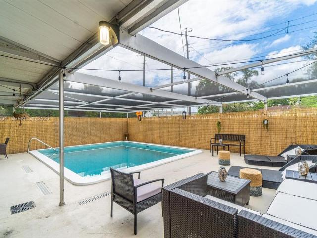 3 bedroom luxury Villa for sale in North Miami, United States