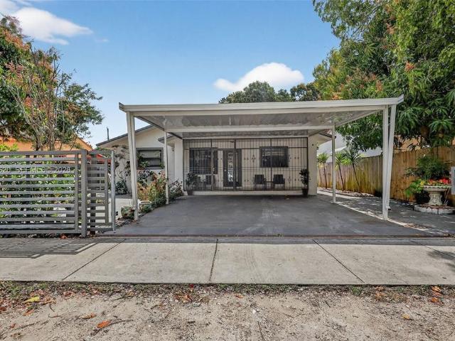 3 bedroom luxury Villa for sale in North Miami, United States