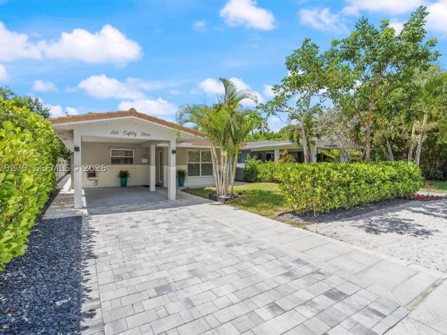 3 bedroom luxury Villa for sale in Oakland Park, Florida