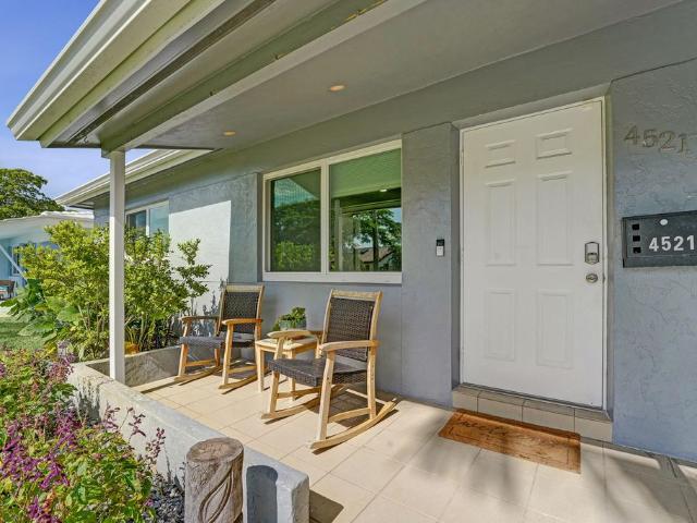 3 bedroom luxury Villa for sale in Oakland Park, Florida