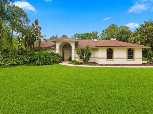 3 bedroom luxury Villa for sale in Aventura, Florida