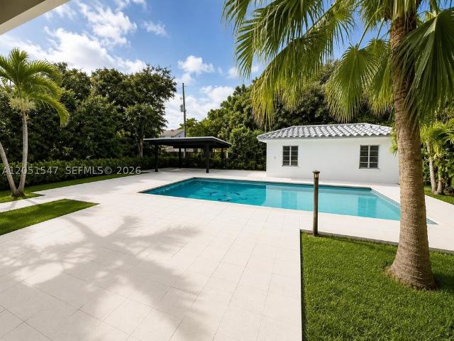3 bedroom luxury Villa for sale in Biscayne Park, United States