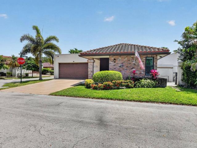 3 bedroom luxury Villa for sale in Boca Raton, Florida