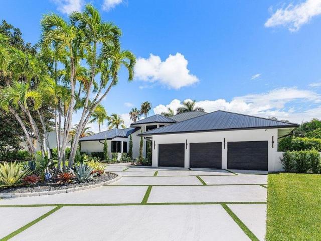 3 bedroom luxury Villa for sale in Boca Raton, Florida