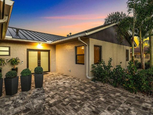 3 bedroom luxury Villa for sale in Boca Raton, Florida