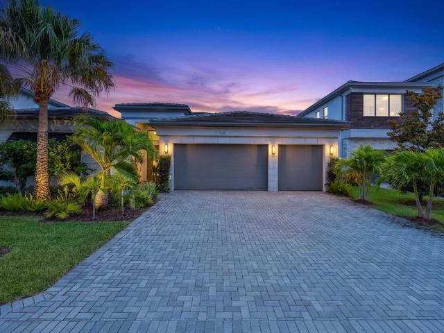 3 bedroom luxury Villa for sale in Boca Raton, Florida
