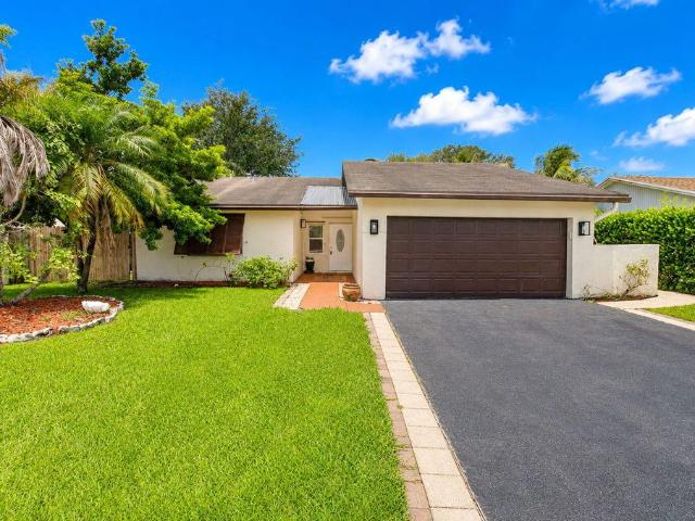 3 bedroom luxury Villa for sale in Boca Raton, Florida
