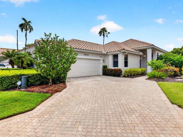 3 bedroom luxury Villa for sale in Boca Raton, Florida