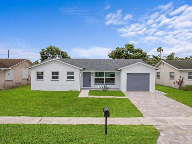 3 bedroom luxury Villa for sale in Boca Raton, Florida