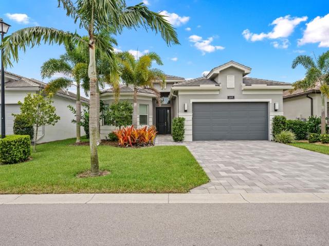 3 bedroom luxury Villa for sale in Boynton Beach, Florida