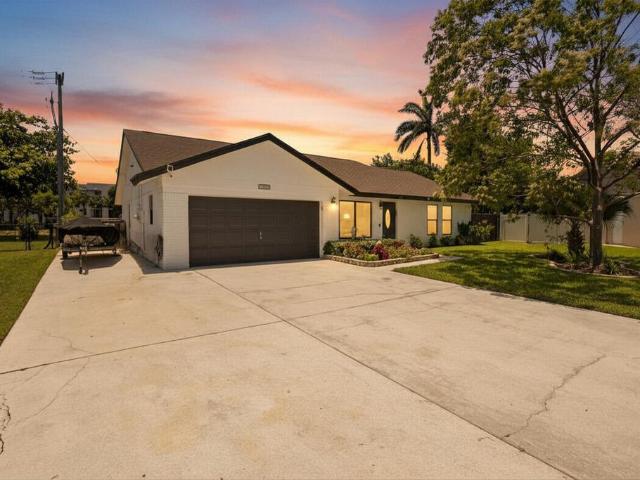 3 bedroom luxury Villa for sale in Boynton Beach, Florida