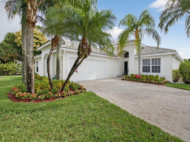 3 bedroom luxury Villa for sale in Boynton Beach, Florida