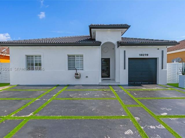 3 bedroom luxury Villa for sale in Cutler Bay, Florida