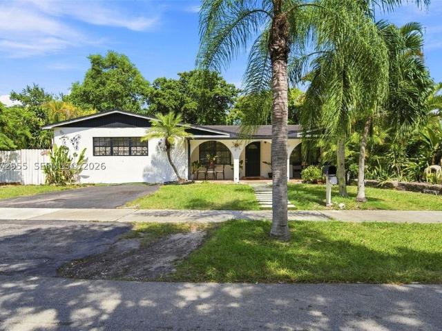3 bedroom luxury Villa for sale in Cutler Bay, Florida