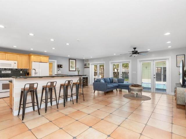 3 bedroom luxury Villa for sale in Cutler Bay, Florida