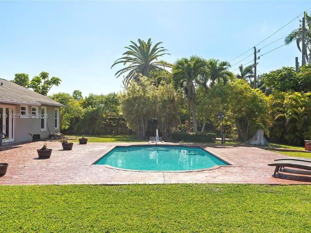 3 bedroom luxury Villa for sale in Cutler Bay, Florida
