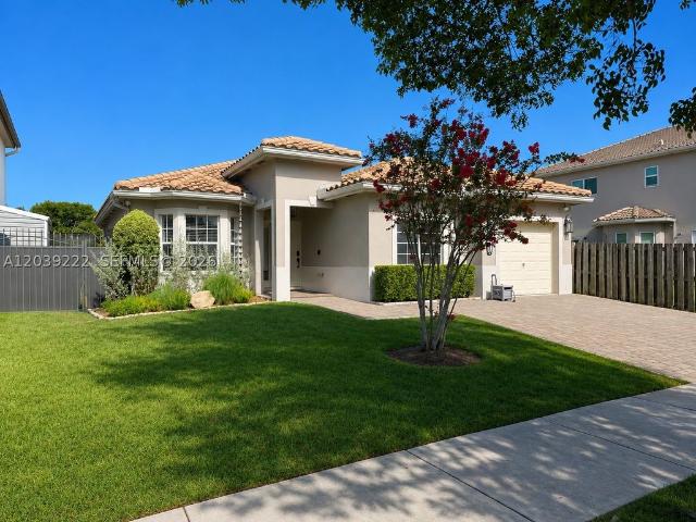 3 bedroom luxury Villa for sale in Cutler Bay, Florida
