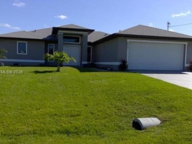 3 bedroom luxury Villa for sale in Cape Coral, Florida