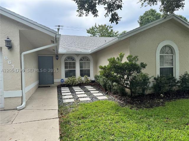 3 bedroom luxury Villa for sale in Coconut Creek, Florida