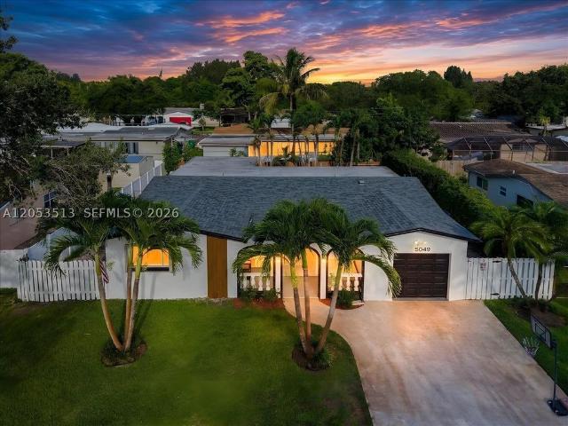 3 bedroom luxury Villa for sale in Cooper City, United States