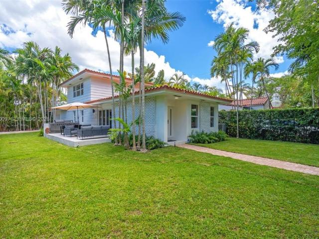 3 bedroom luxury Villa for sale in Coral Gables, Florida