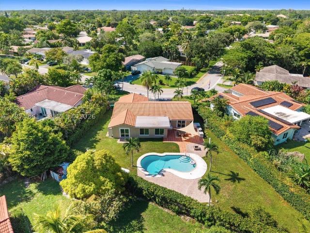 3 bedroom luxury Villa for sale in Coral Springs, Florida