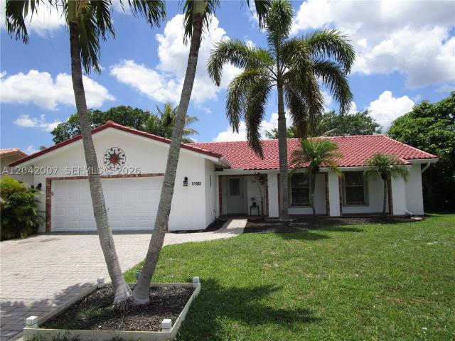 3 bedroom luxury Villa for sale in Coral Springs, Florida