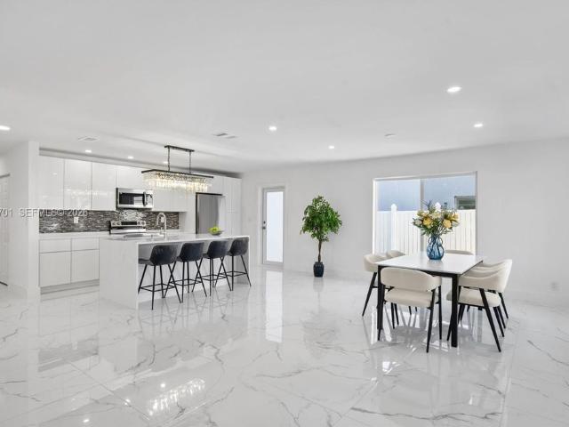3 bedroom luxury Villa for sale in Dania Beach, Florida