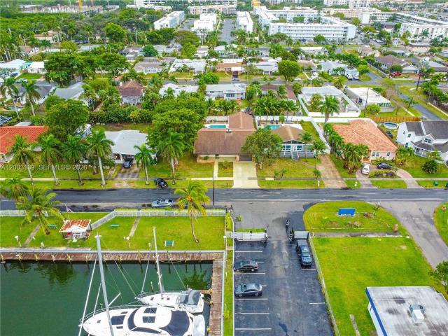 3 bedroom luxury Villa for sale in Dania Beach, Florida