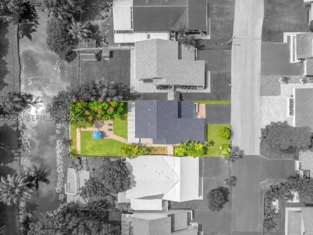 3 bedroom luxury Villa for sale in Davie, Florida